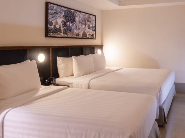 Deluxe Triple Room - payaahotel