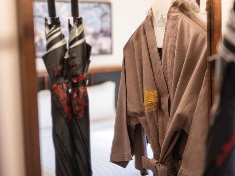 Deluxe Triple Room - payaahotel